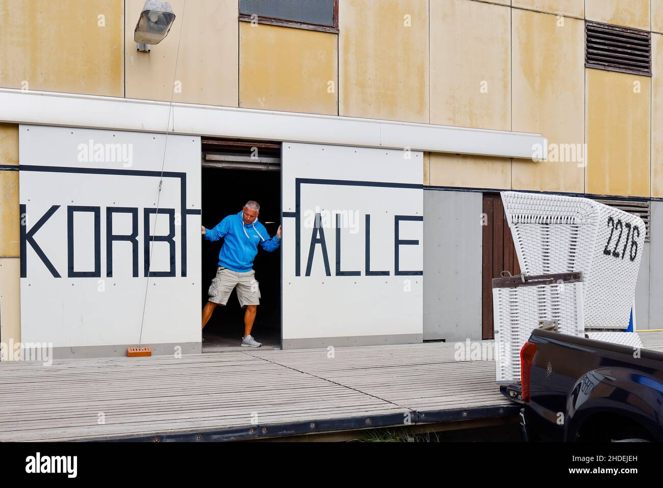 Westerland, Germany. 20th July, 2021. Head beach basket keeper Ulrich ...