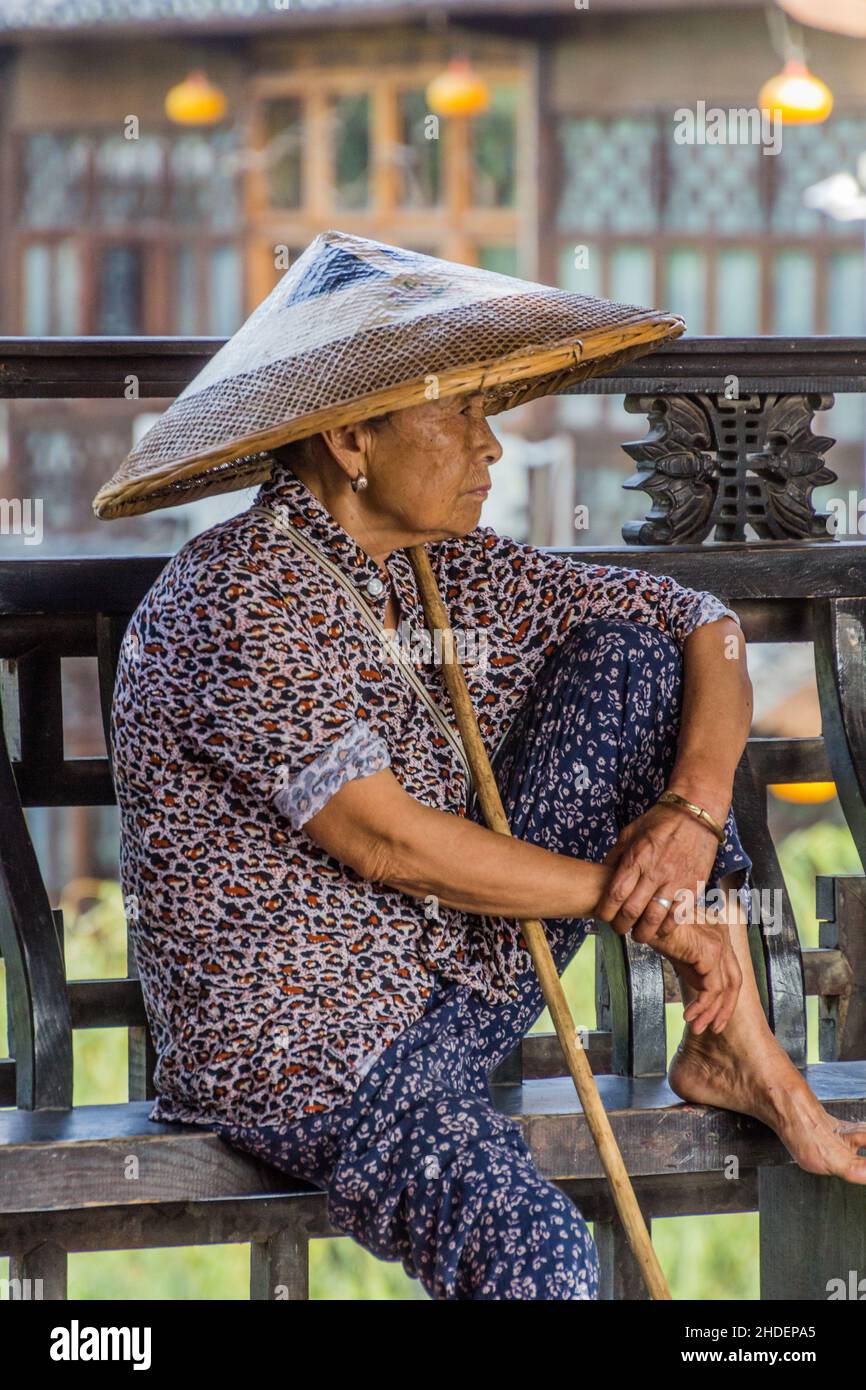 FURONG ZHEN, CHINA - AUGUST 11, 2018: Elderly woman in Furong Zhen town ...