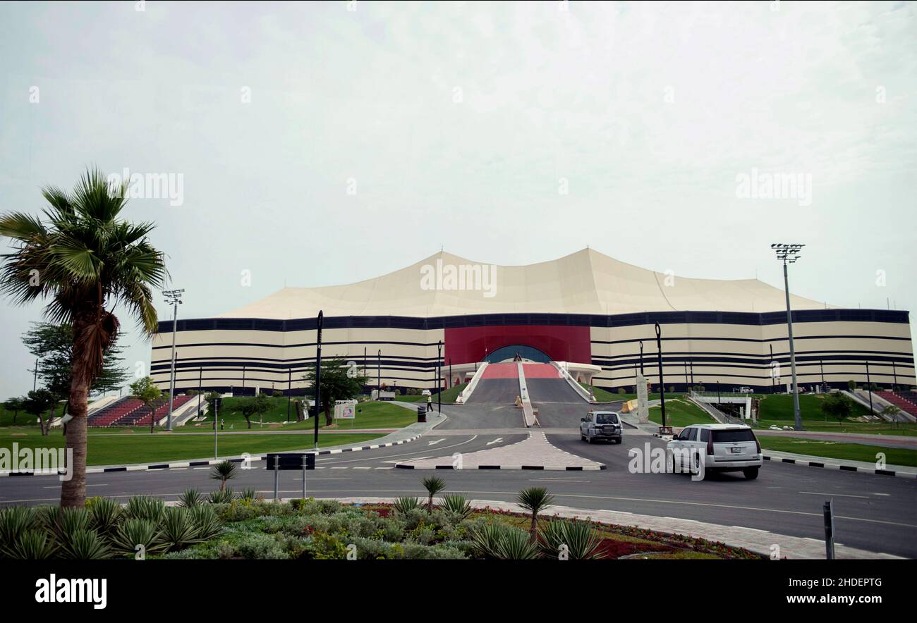 Al bayt stadium qatar hi-res stock photography and images - Alamy