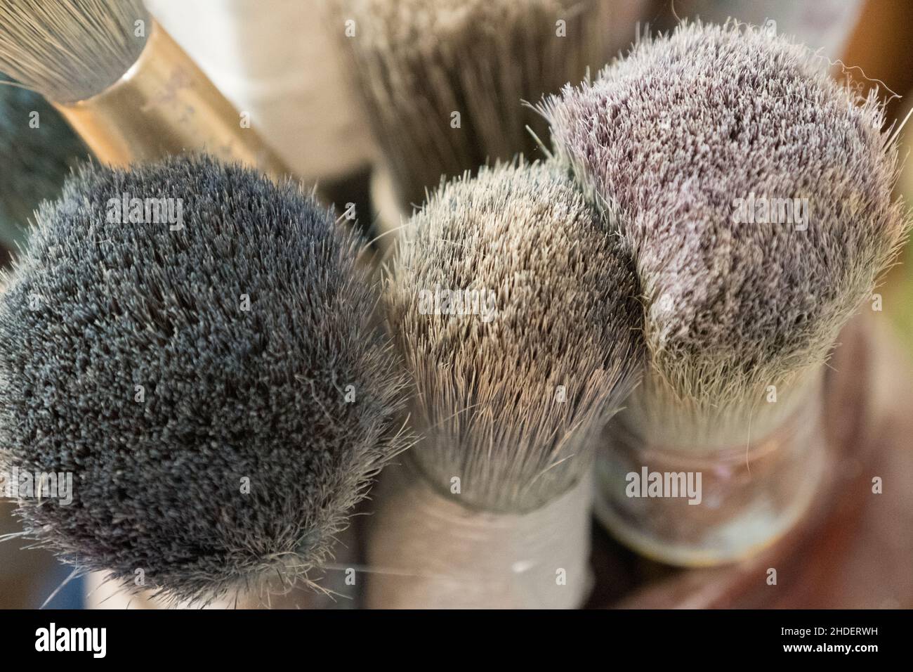 Used paint brushes hi-res stock photography and images - Alamy