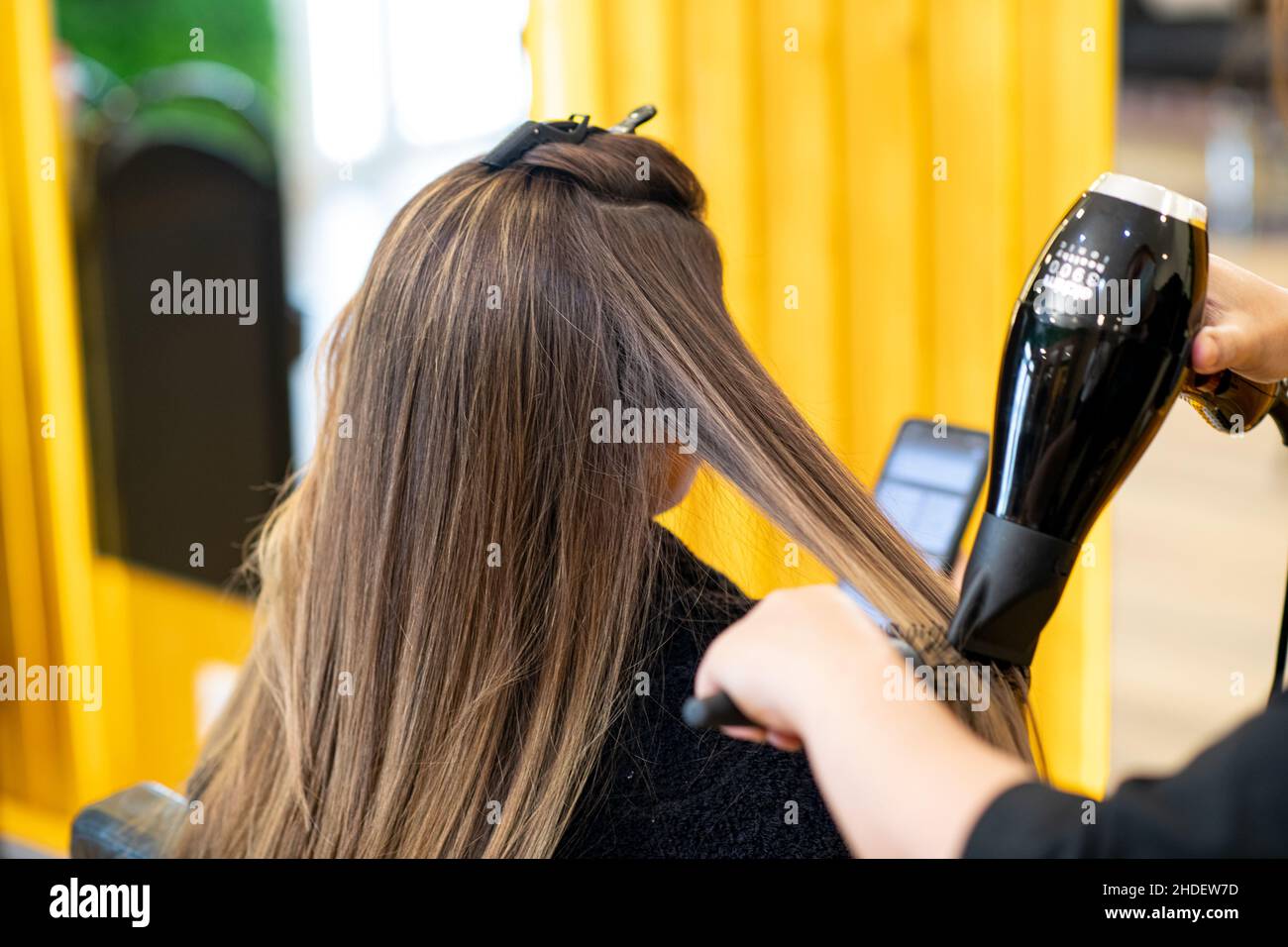 Hairdressing model hi-res stock photography and images - Alamy