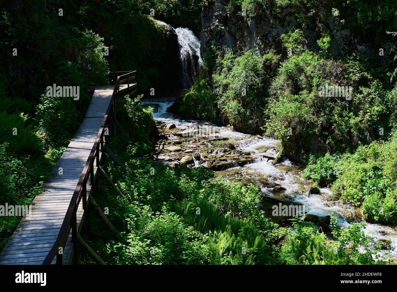 Guam rocky mountain river gorge beautiful scenic autumn landscape Stock ...