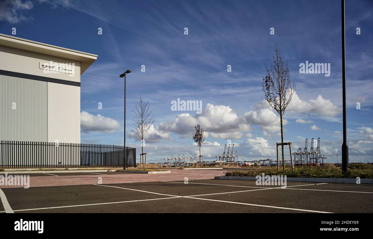 Distribution centre, Maersk trucking, DP World London Gateway Stock ...
