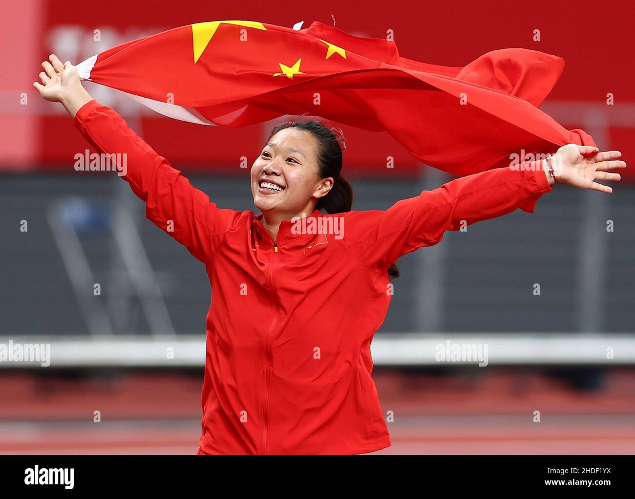 (220106) -- BEIJING, Jan. 6, 2022 (Xinhua) -- Liu Shiying of China ...