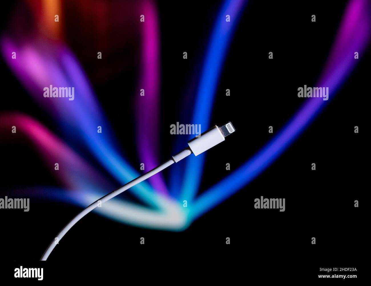 Close up of an Apple lightning cable and connector Stock Photo - Alamy