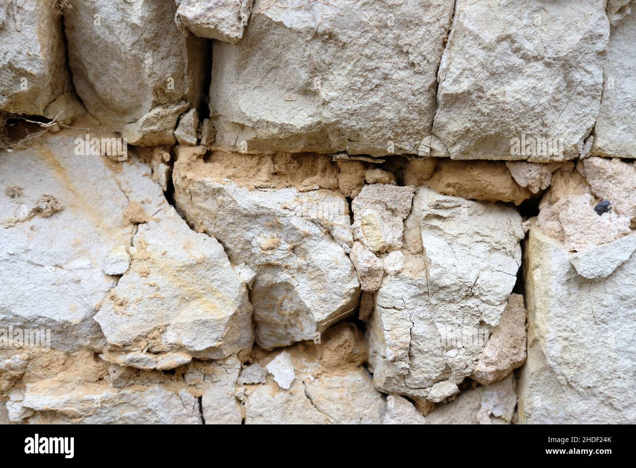 Limestone wall texture hi-res stock photography and images - Alamy