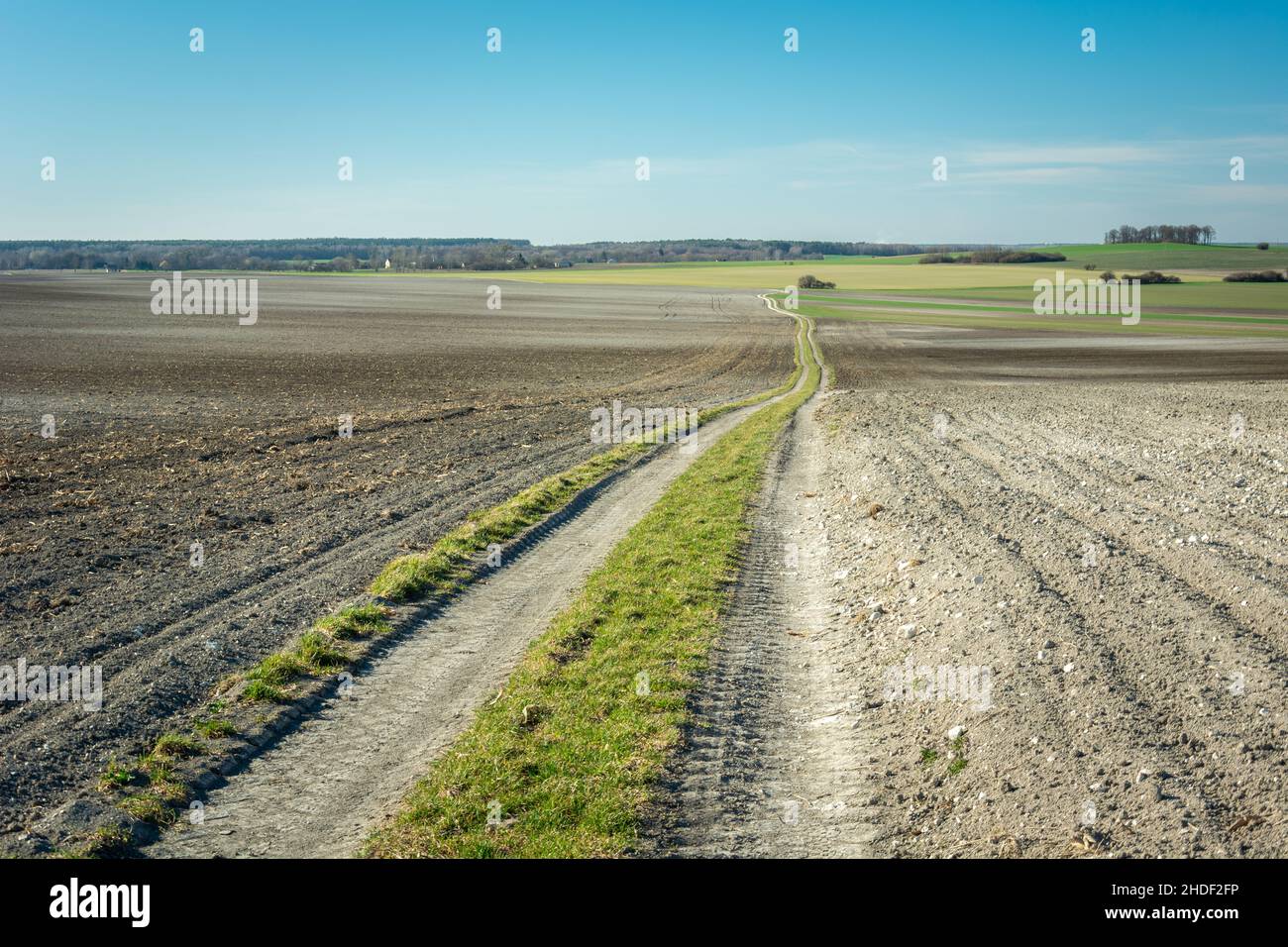 Panorama farm field road hi-res stock photography and images - Alamy