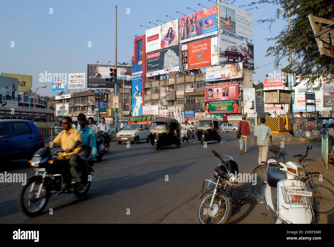 Chowk in pune hi-res stock photography and images - Alamy
