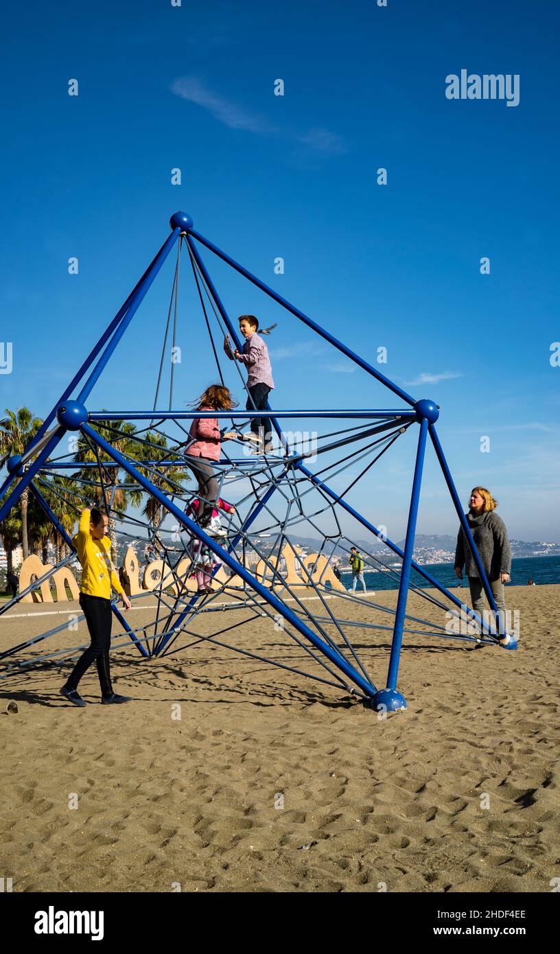 Kids playing at beach hi-res stock photography and images - Alamy