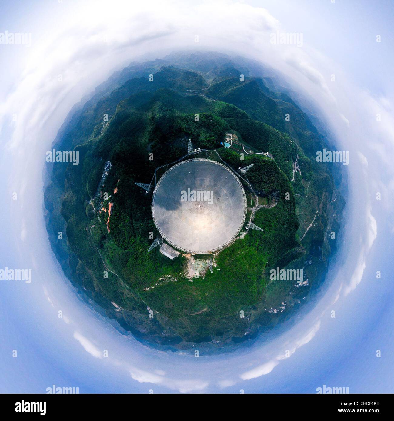 Fast telescope china hi-res stock photography and images - Alamy