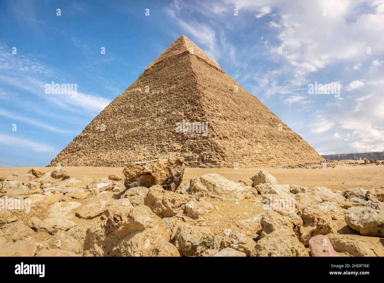 Gizas pyramid wonder hi-res stock photography and images - Alamy