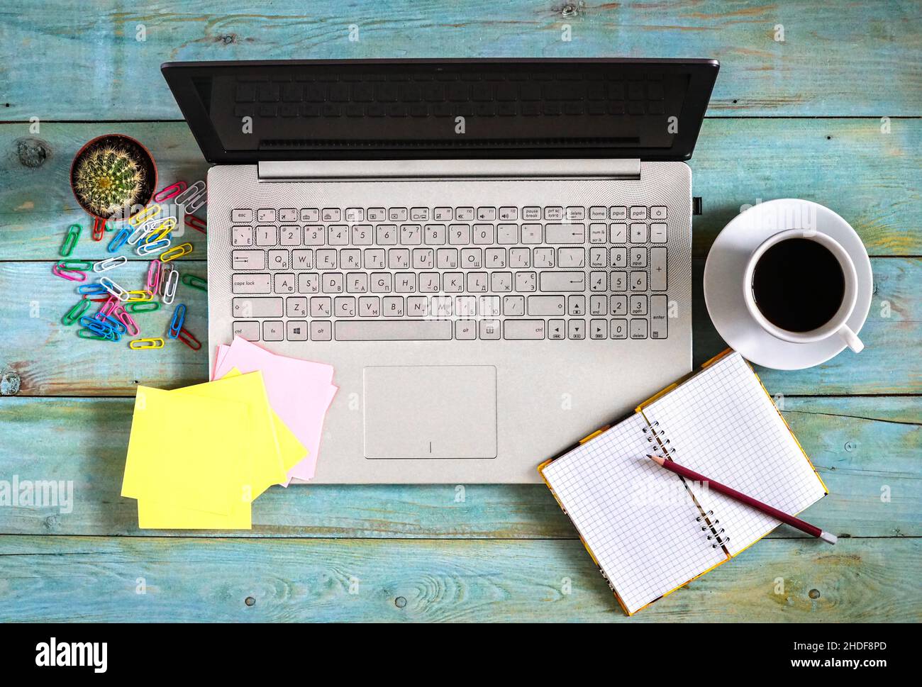 office, laptop, desk, offices, computer, computers, laptops, desks Stock Photo - Alamy