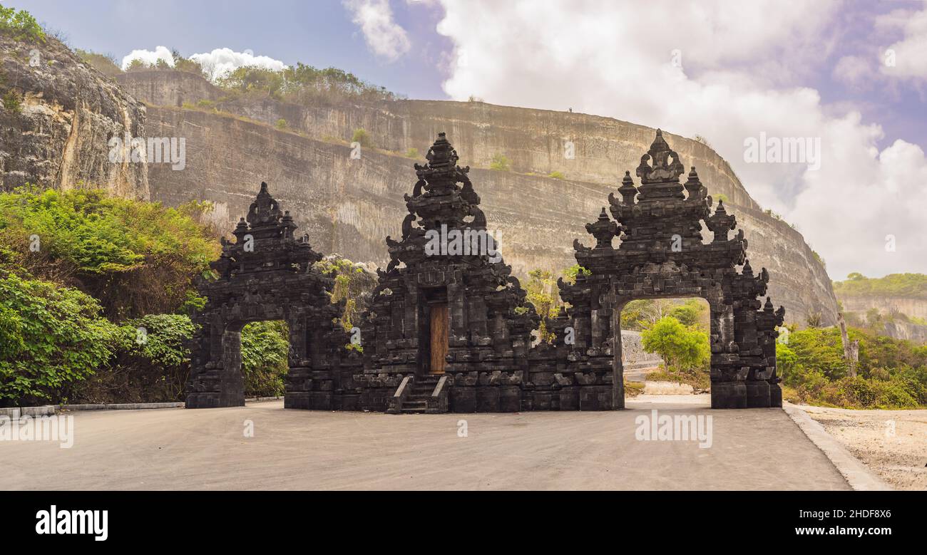 Traditional hindu gate to enter to Melasti beach in Bali, Indonesia ...