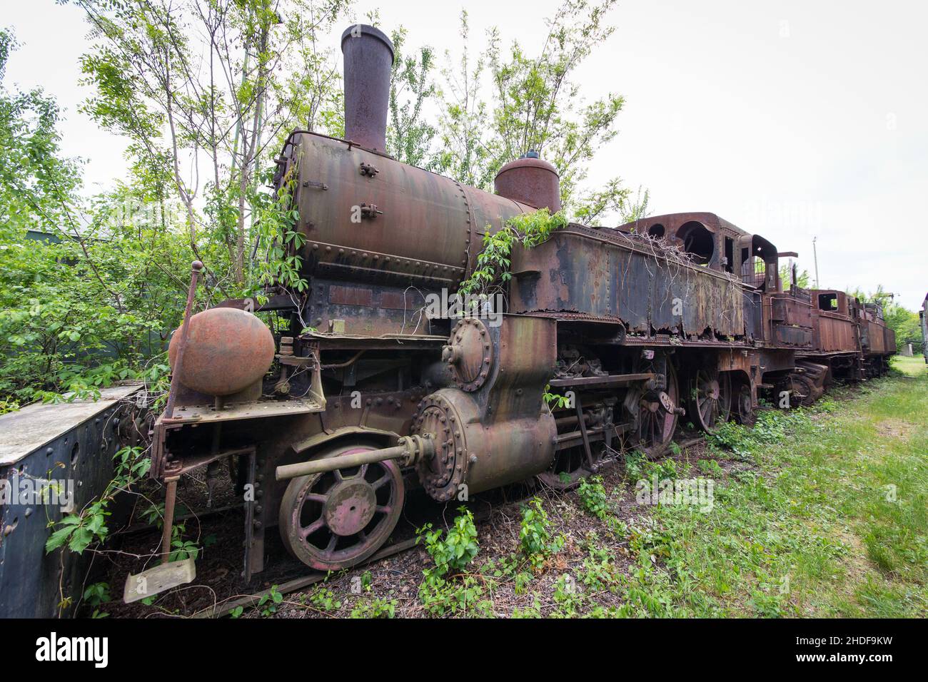 Rusty steam locomotive hi-res stock photography and images - Alamy