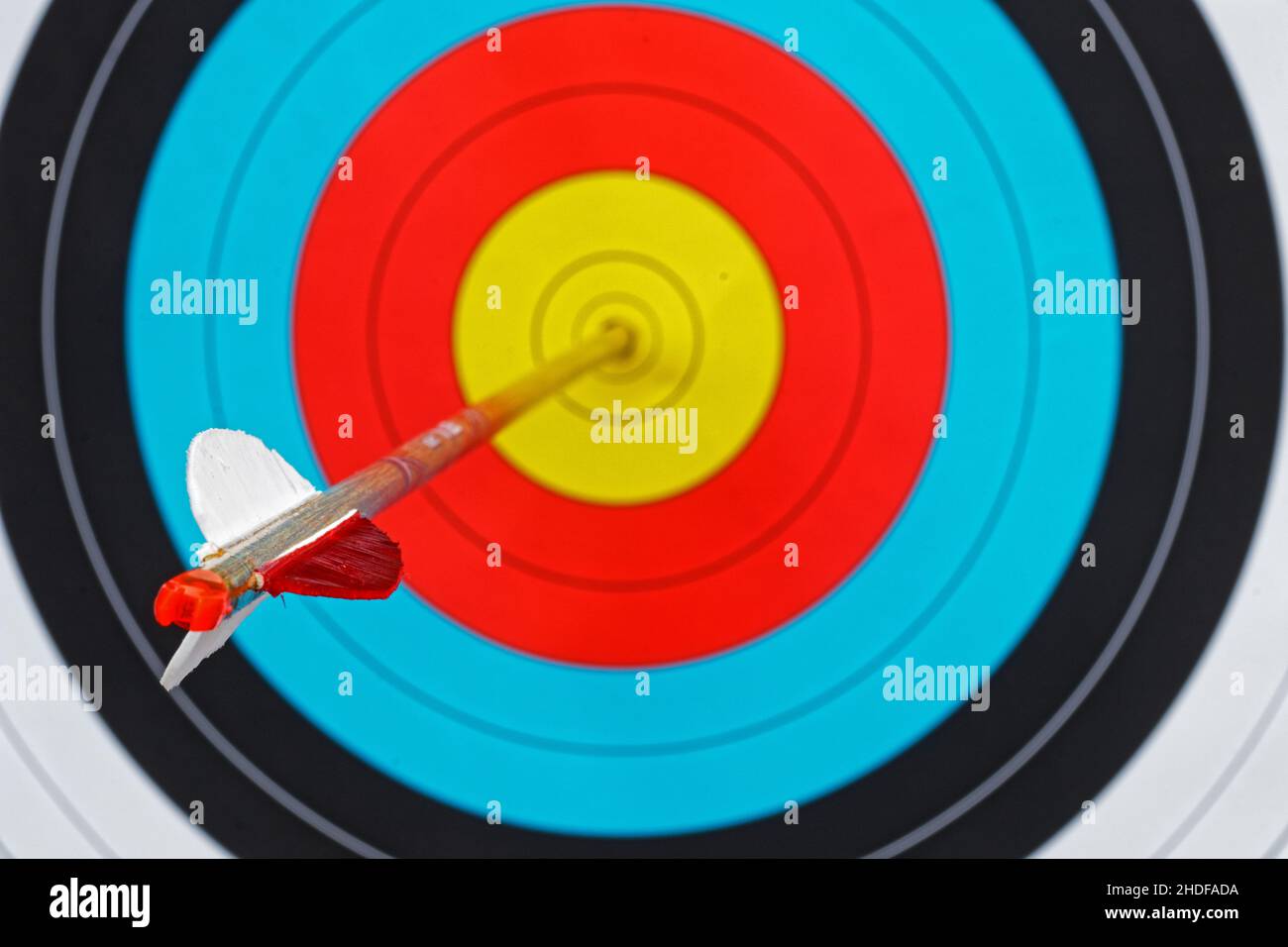Archery match hi-res stock photography and images - Alamy