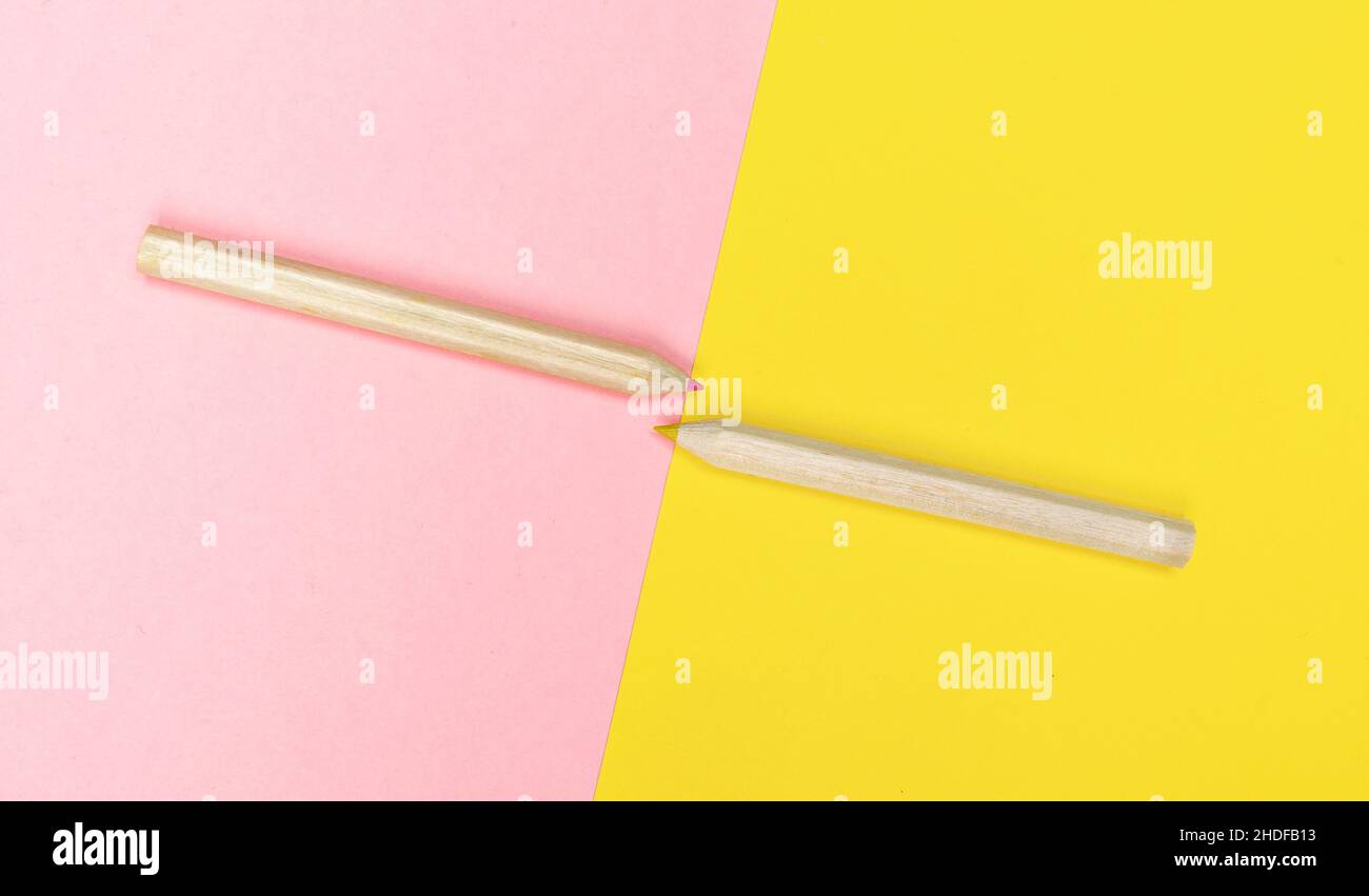 Pink yellow shapes hi-res stock photography and images - Alamy