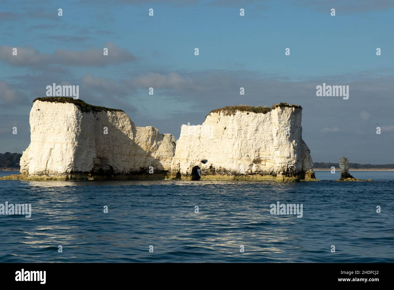 Old harry's rocks dorset hi-res stock photography and images - Alamy
