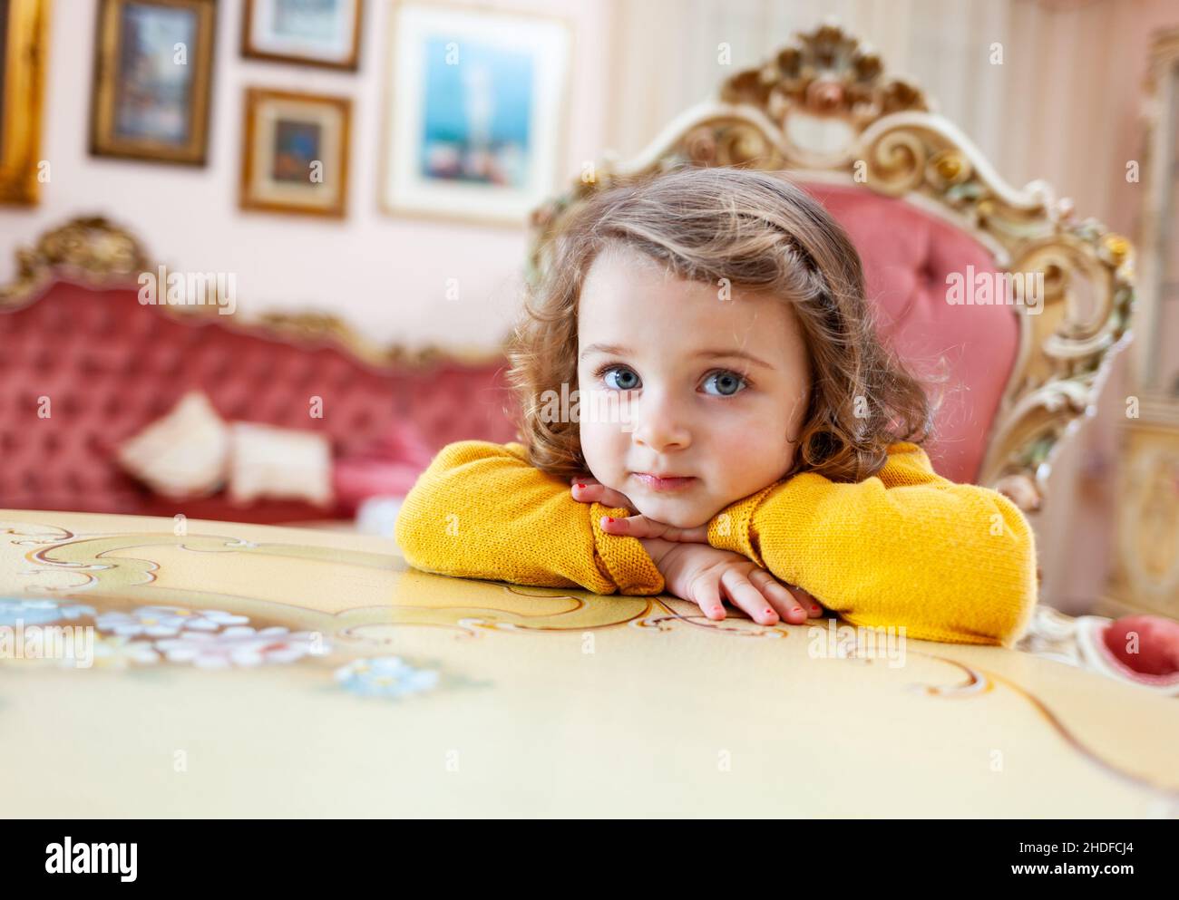 portrait, girl, home, portraits, girls, homes Stock Photo - Alamy