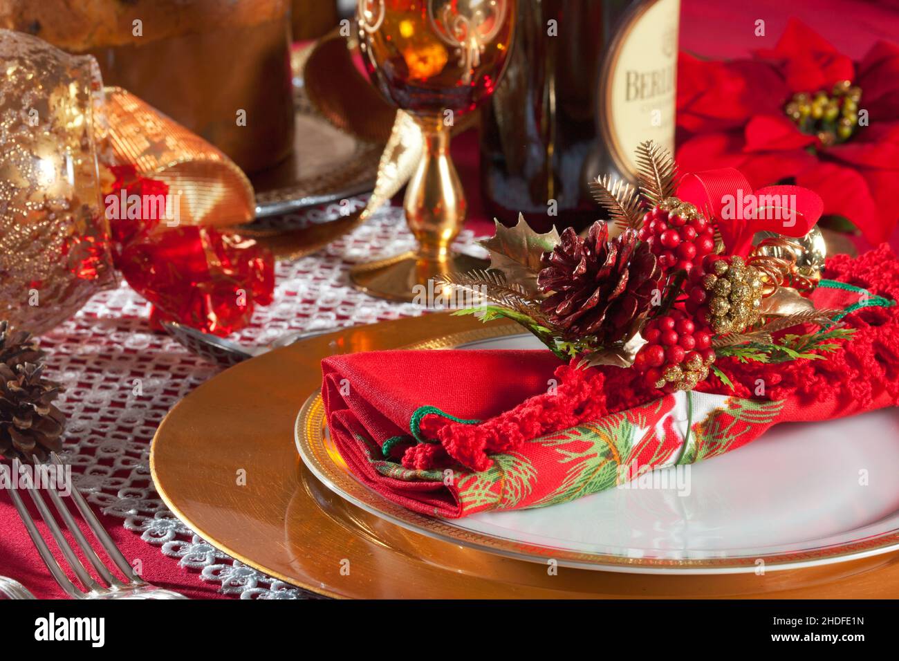 festive, table cover, christmas dinner, festives, table covers ...