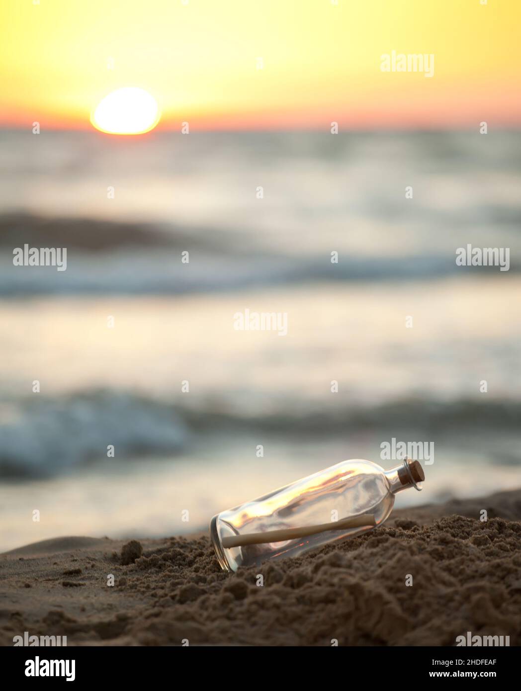 message in a bottle, message in a bottles Stock Photo - Alamy