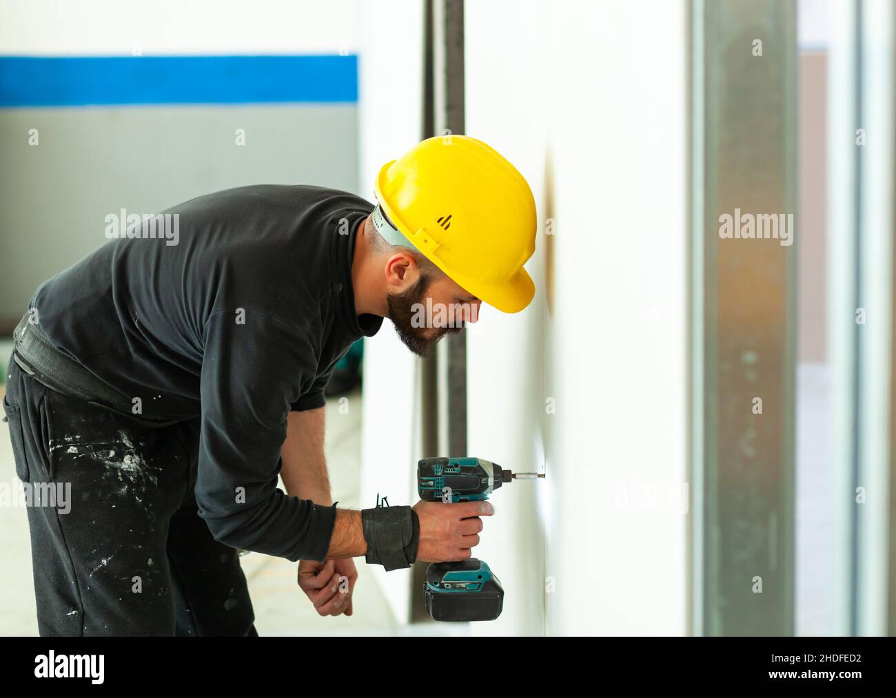 construction worker, fastening, drill, plasterboard, blue collar ...