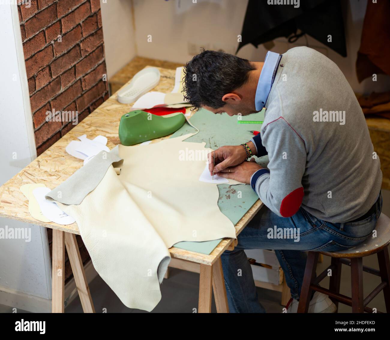 craft, leather, workplace, shoemaker, crafts, leathers, workplaces ...
