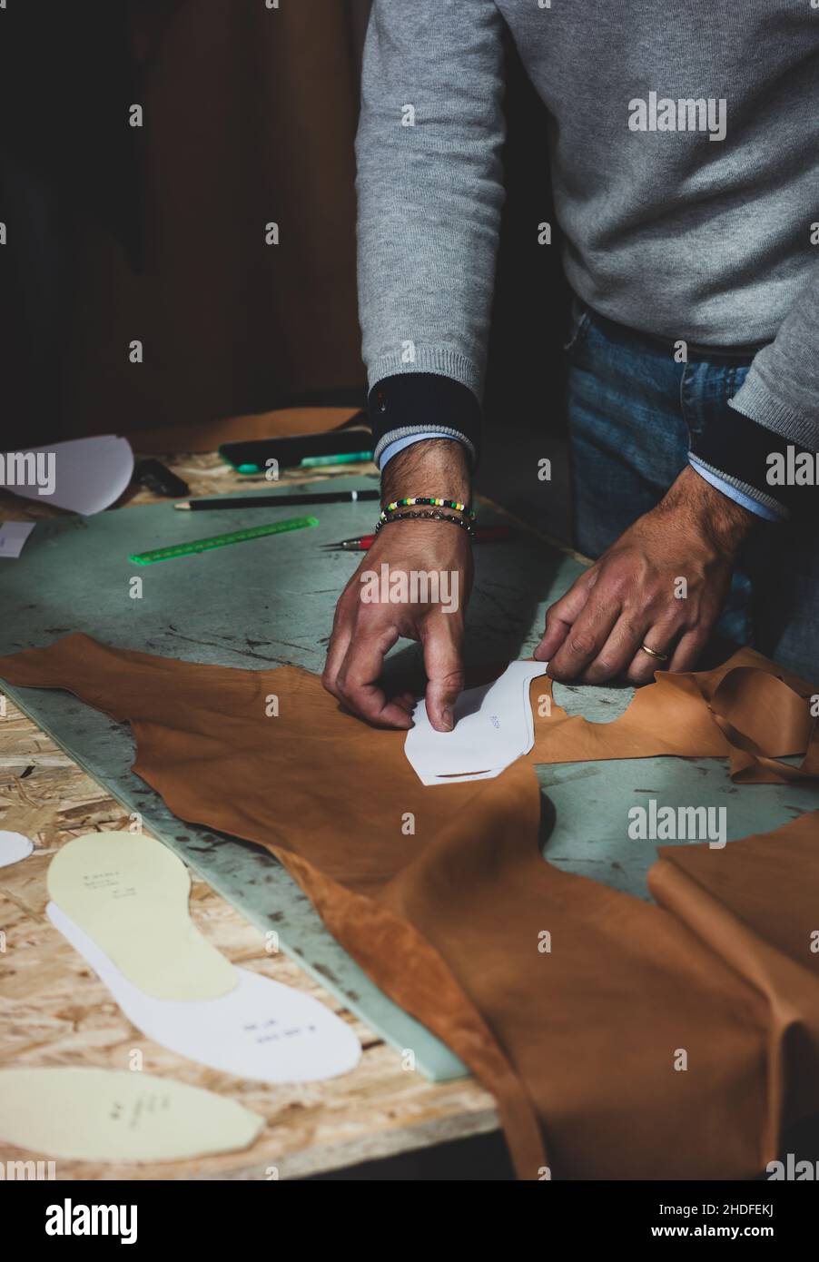 stencil, shoemaker, stencils, shoemakers Stock Photo - Alamy