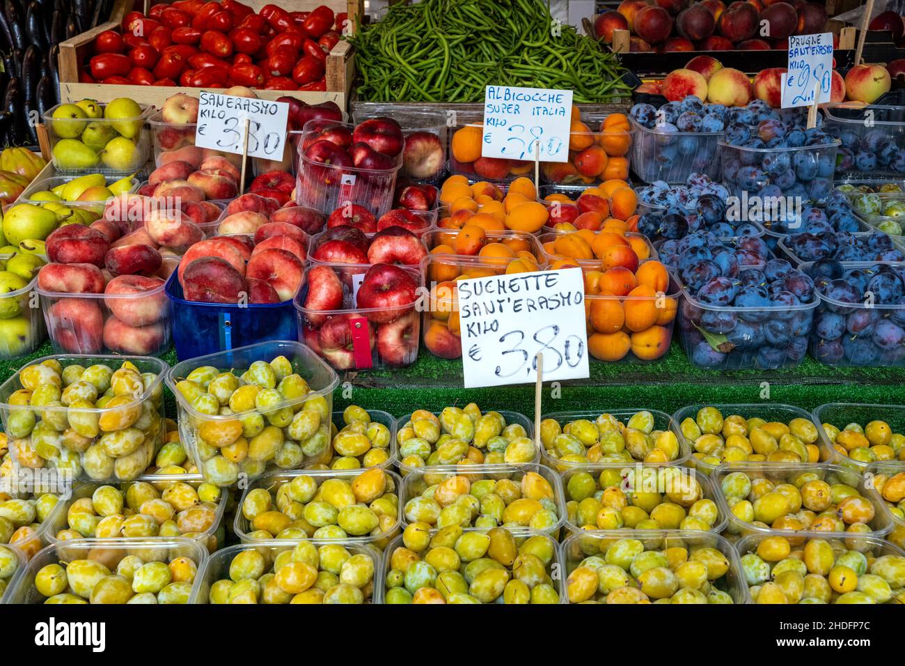 fruit, market stall, fruits, market stalls Stock Photo - Alamy