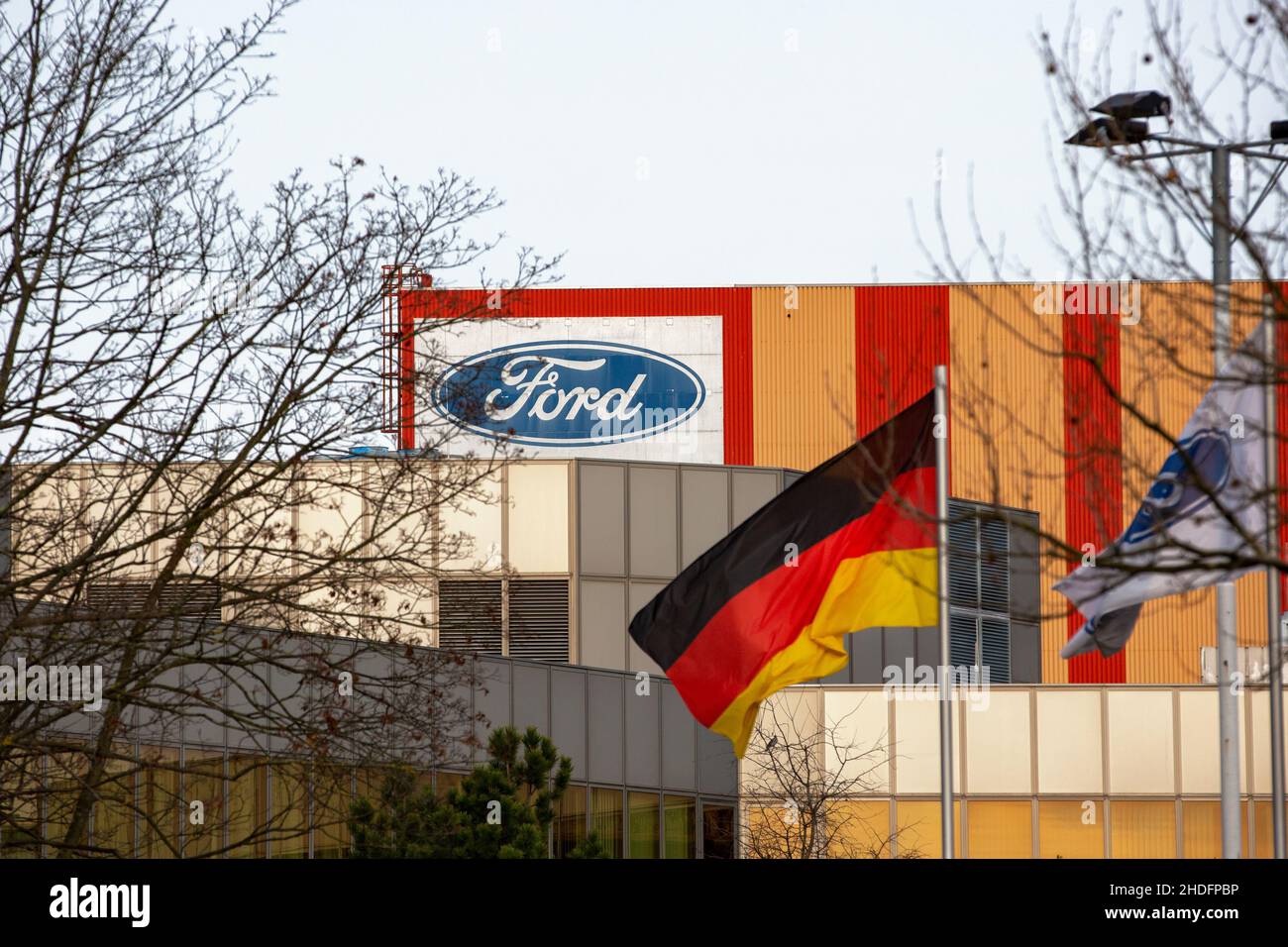 Administration Building Of The Car Manufacturer Ford In Cologne With ...