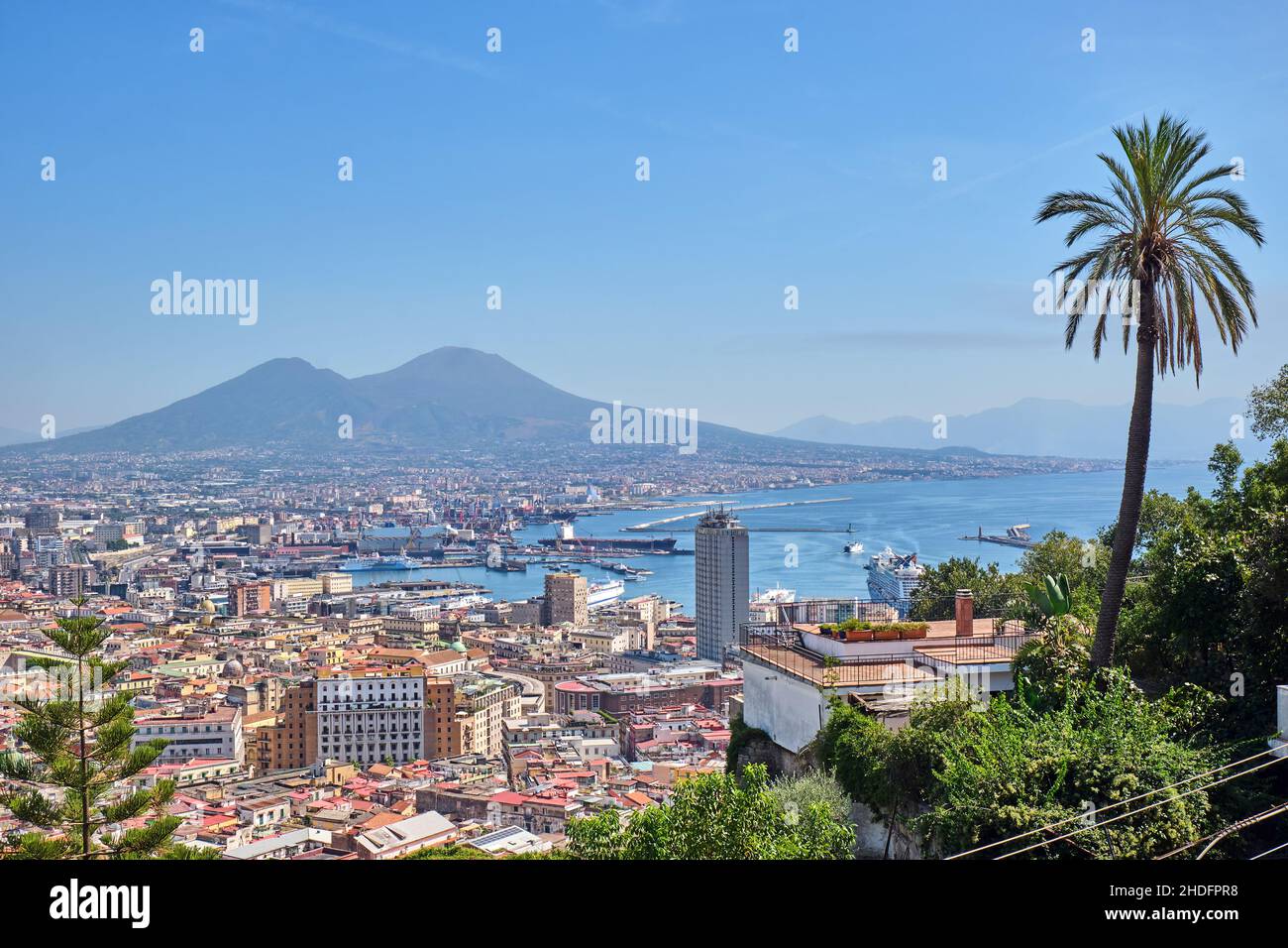 naples, mt vesuvius, gulf of naples, mount vesuvius Stock Photo - Alamy