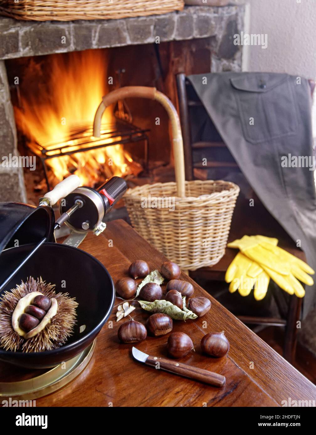 Chestnut homes hi-res stock photography and images - Alamy
