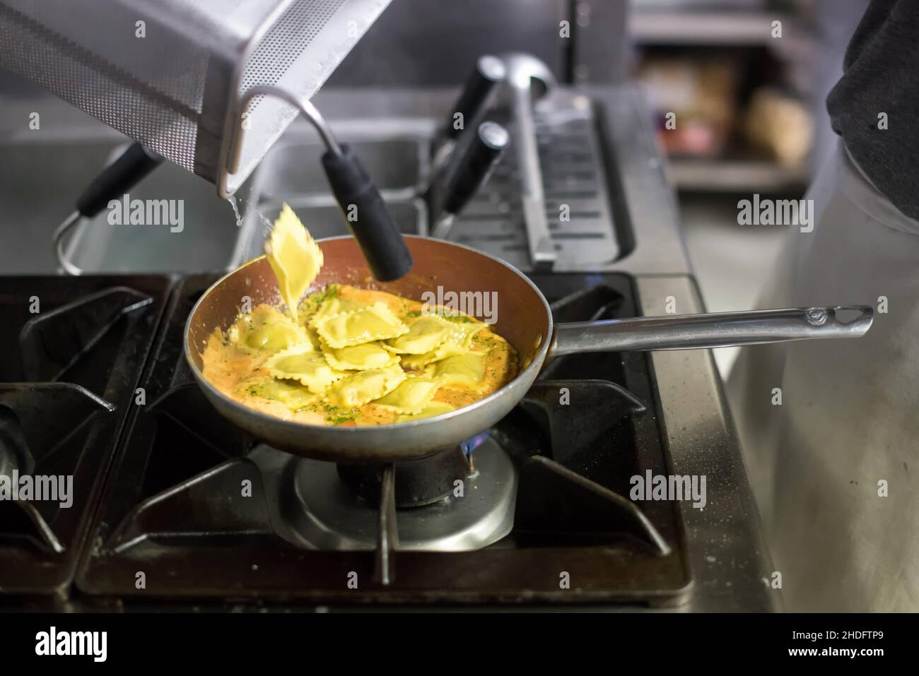 preparation, pasta, gas cooker, preparations, noddles, pastas, gas ...