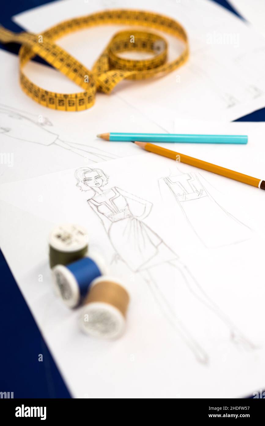 Tailoring designs hi-res stock photography and images - Alamy