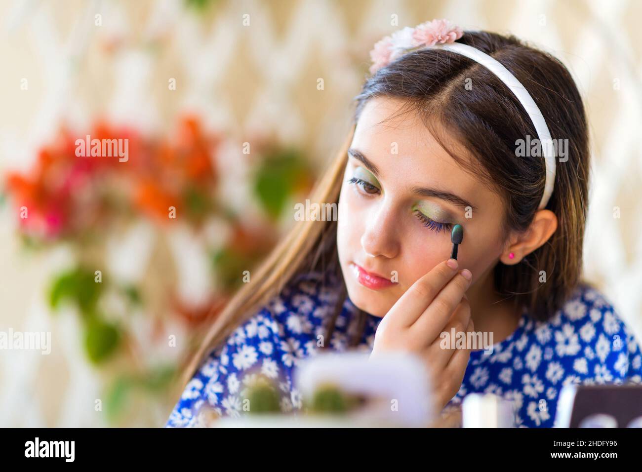 girl, makeup, girls, makeups Stock Photo - Alamy