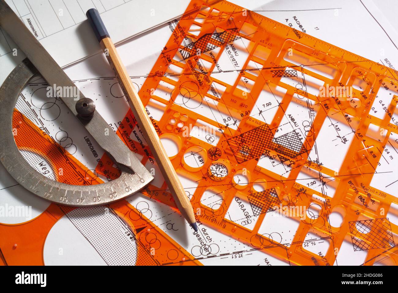 Accuracy precisions hi-res stock photography and images - Alamy