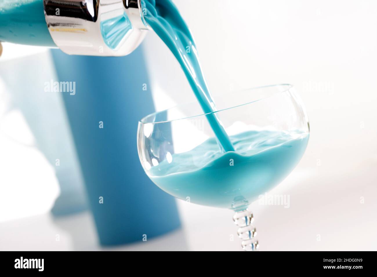 pouring, shaker, cream liqueur, shakers Stock Photo - Alamy