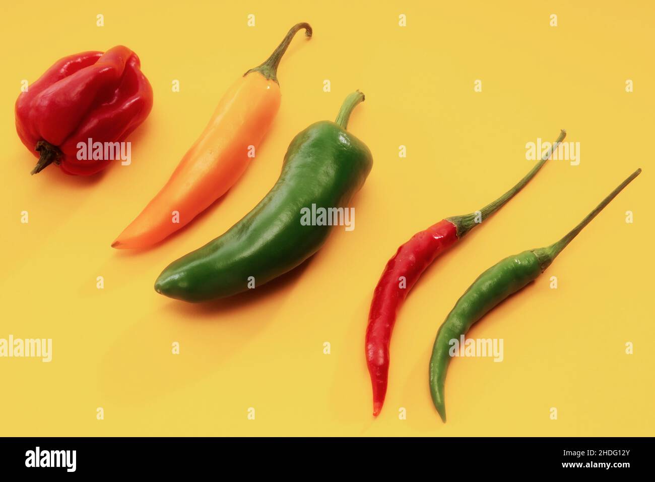 Types of bell pepper colors hi-res stock photography and images - Alamy