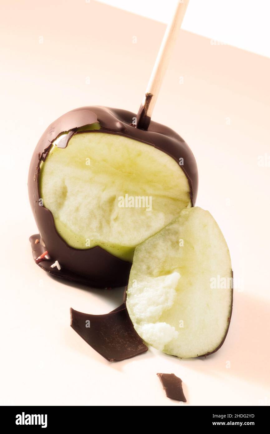 Oblique bite hi-res stock photography and images - Alamy