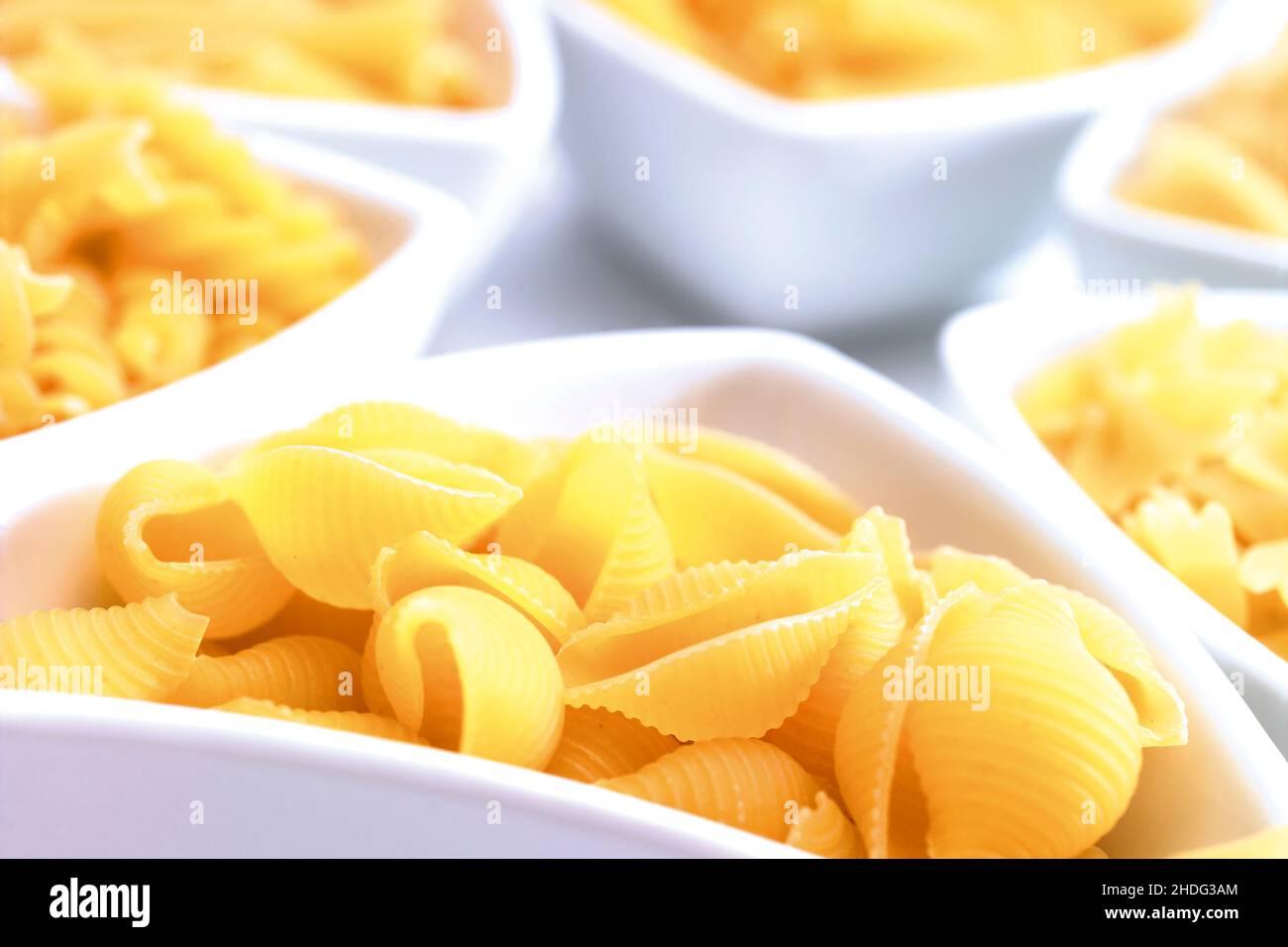 Conchiglie rigate hi-res stock photography and images - Alamy