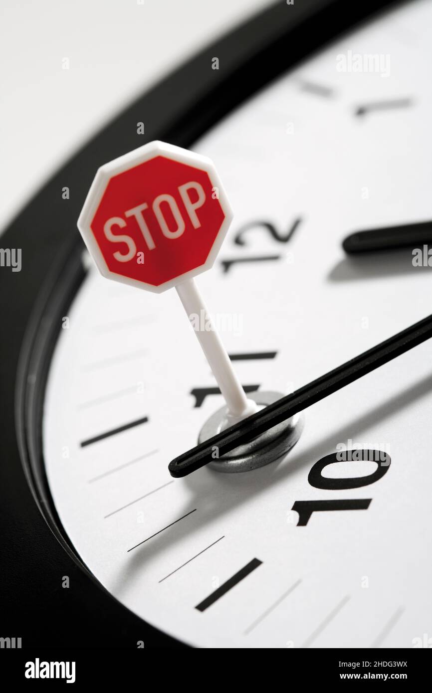 Traffic sign saying stop hi-res stock photography and images - Alamy