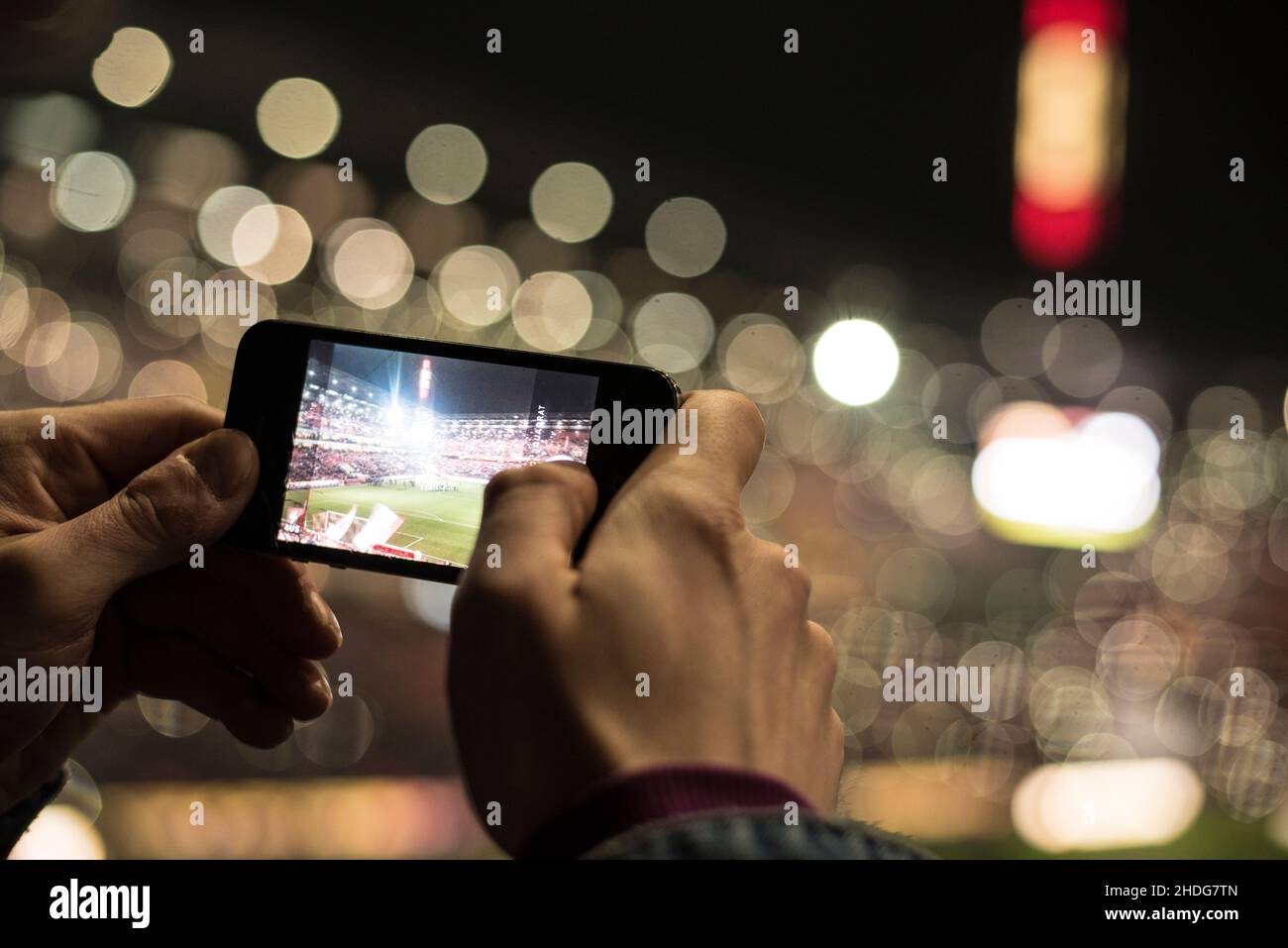 Person holds smart phone hi-res stock photography and images - Alamy