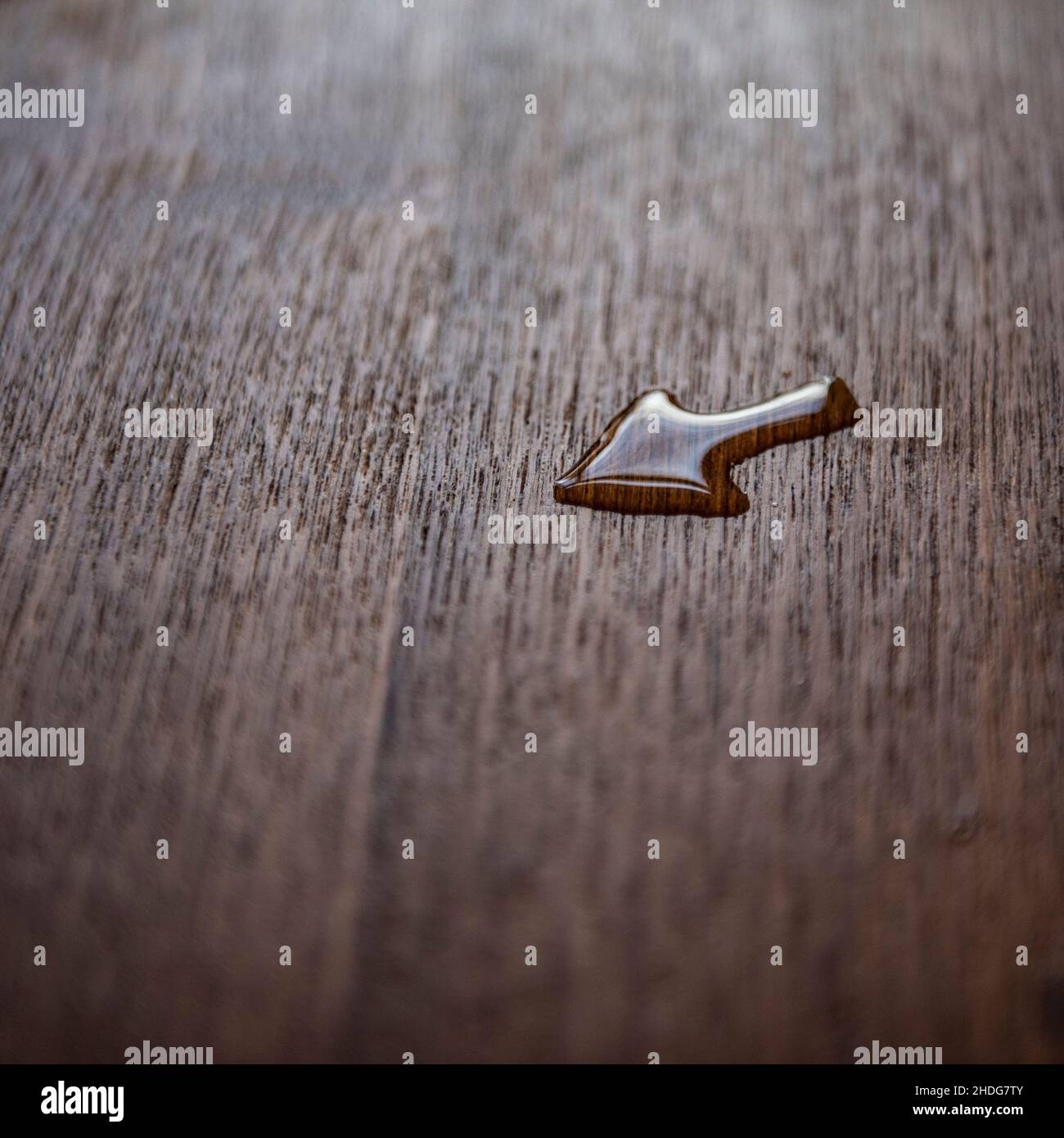 Waterdrop and arrows hi-res stock photography and images - Alamy