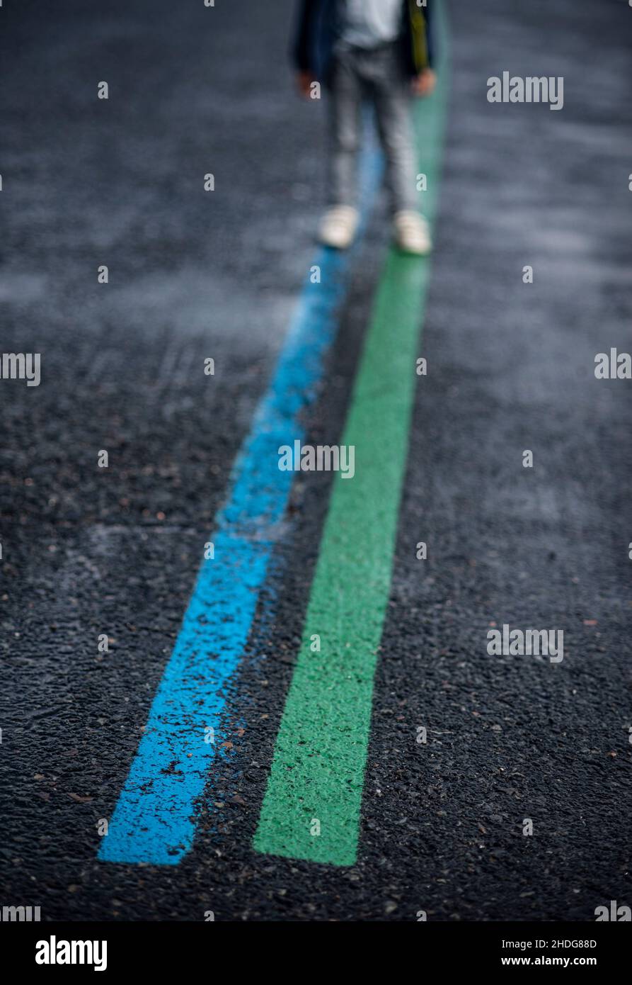 line, street, lines, road, roads, streets Stock Photo - Alamy
