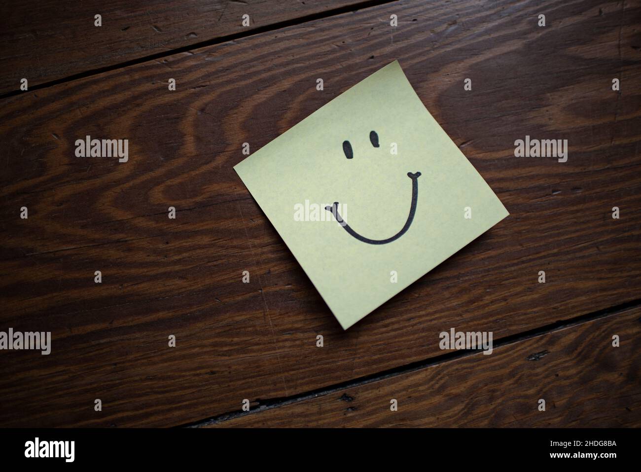 happy, smiley, post it, happies, smiley faces, post its Stock Photo - Alamy