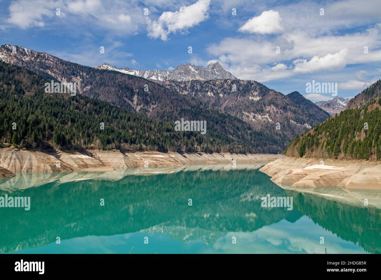 Lago di sauris hi-res stock photography and images - Alamy