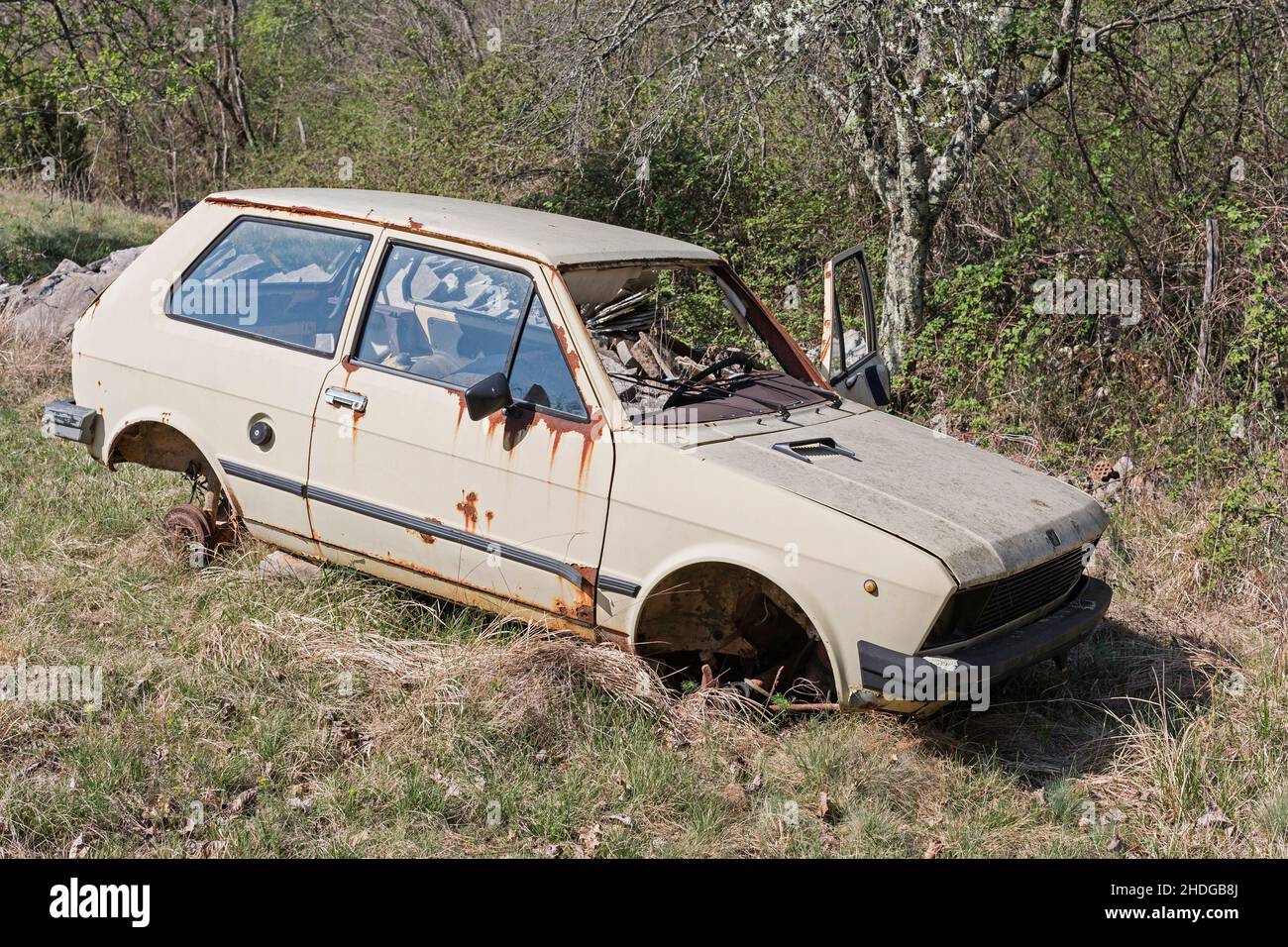 Rust bucket hi-res stock photography and images - Alamy