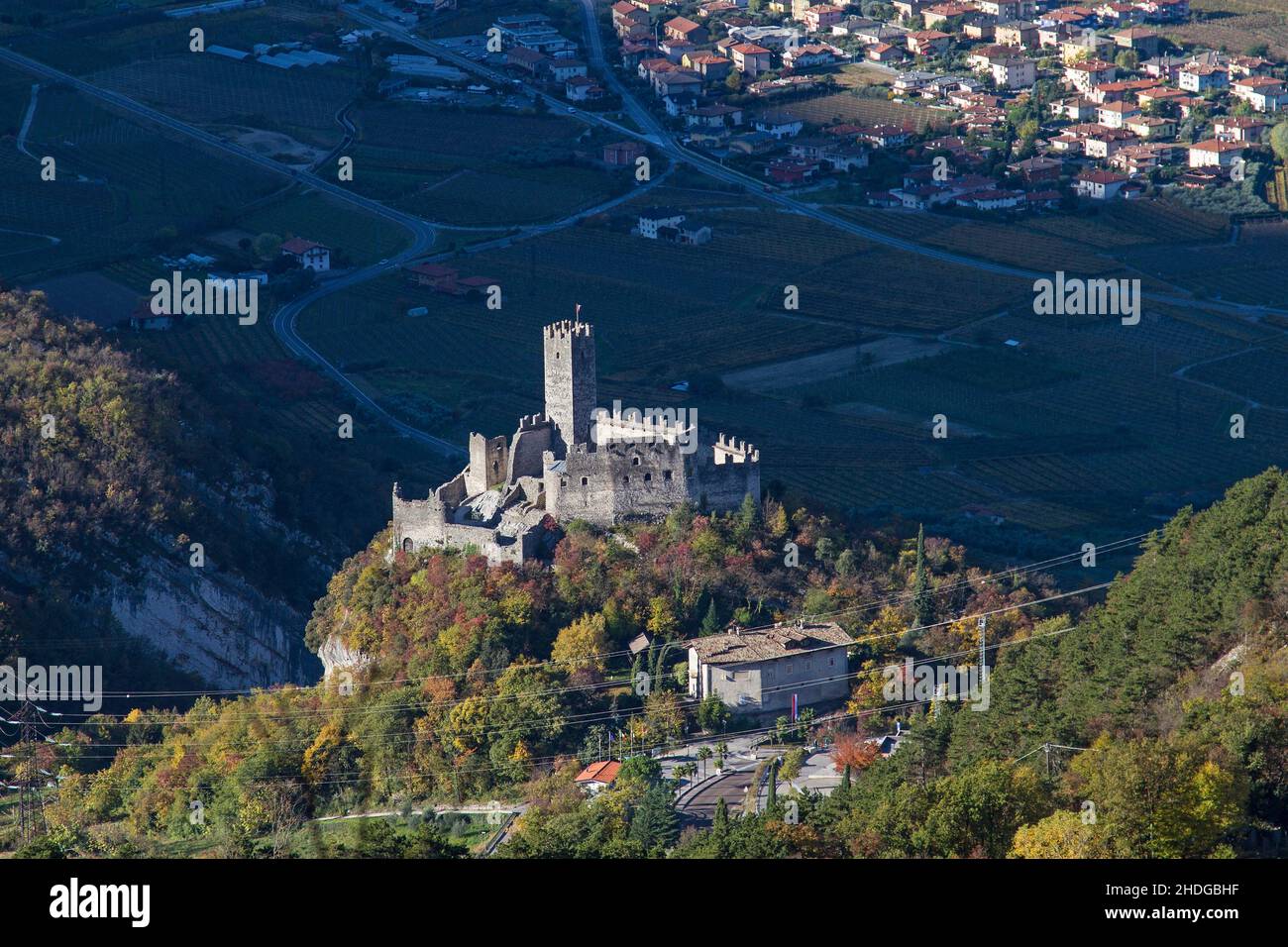 Drena castle hi-res stock photography and images - Alamy