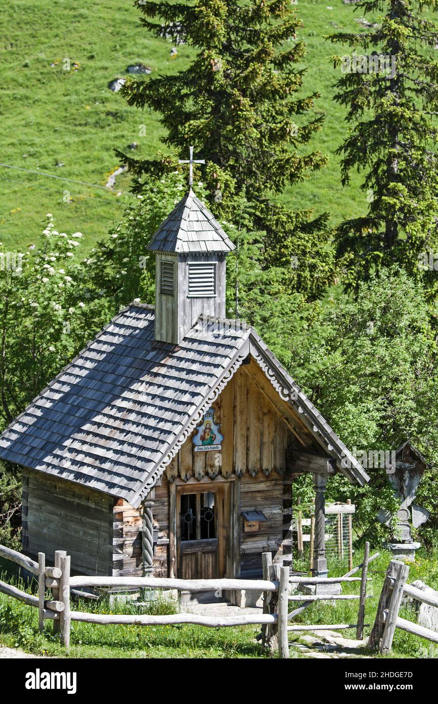 Wooden chapels hi-res stock photography and images - Alamy