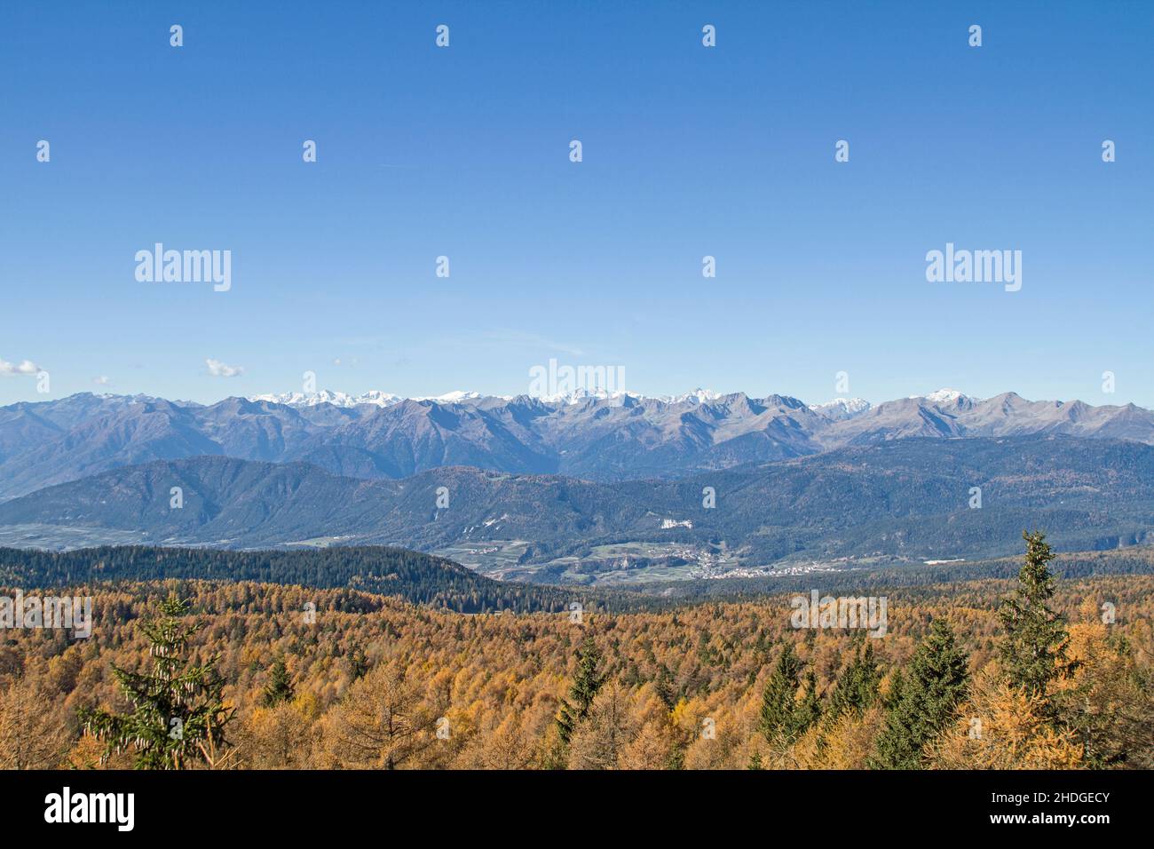 Mendola hi-res stock photography and images - Alamy