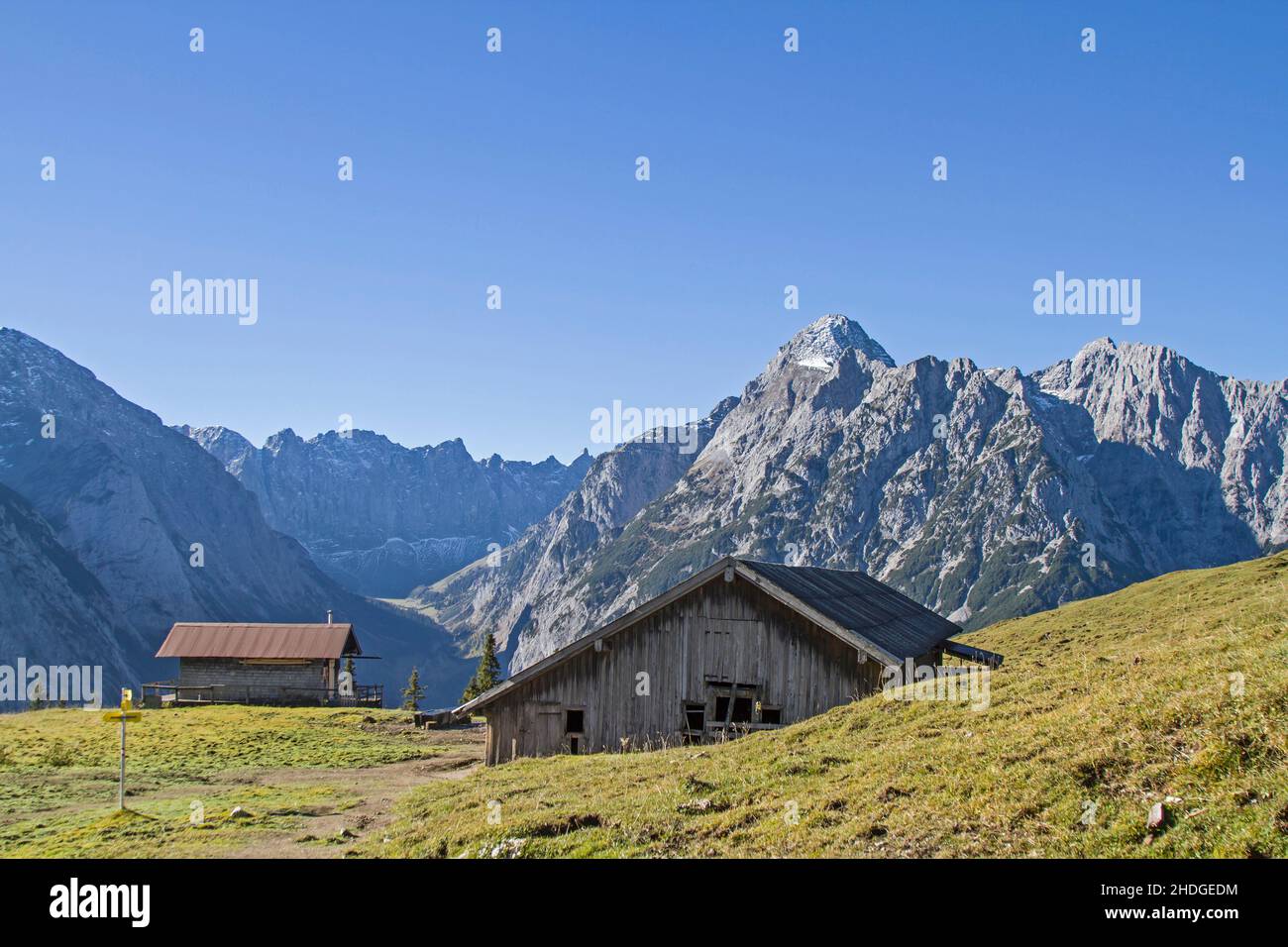 wooden cabin, hut, alp, cabins, huts, alps Stock Photo - Alamy
